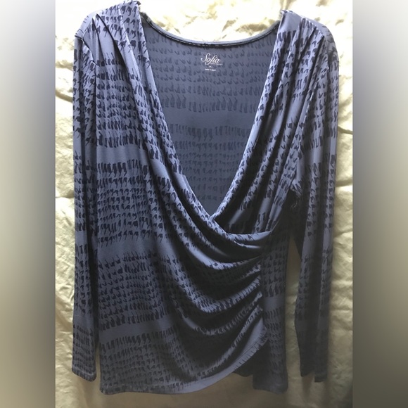 sofia by sofia vergara | Tops | Sofia Vergara Xl Faux Wrap Front Vneck ...